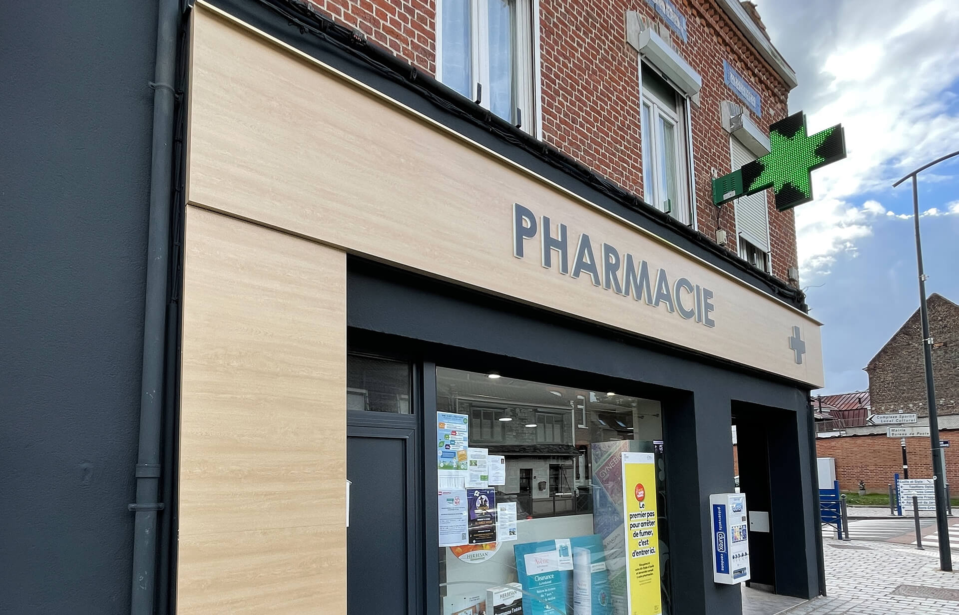 Conseil : Enseigne Signalétique PVC, LED Lettrage & Décor